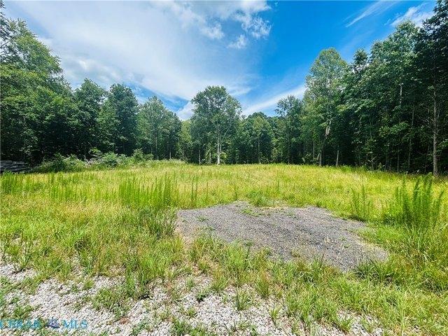 Runninghorse Ln, Gloucester, VA 23061