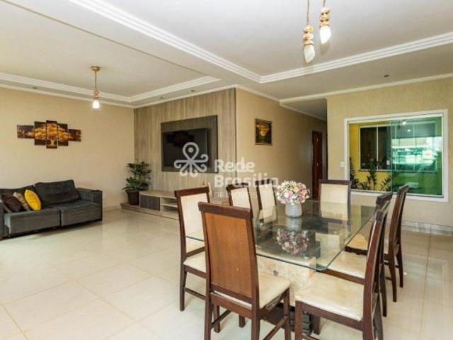 Rua 3b Ilha Bella | Casa térrea com 3 quartos suítes 3 vagas área de lazer Vicente Pires