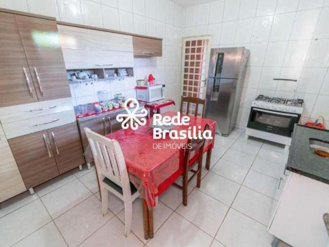 Rua 3c Chácara 26 Condomínio Hawai | Casa 6 Quartos sendo 3 Suítes e 5 Vagas de Garagem Vicente Pi