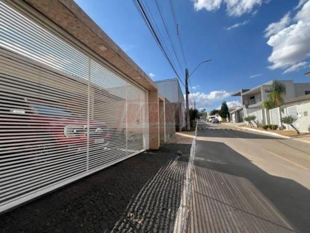 Rua 04 | Casa colonial com 3 quartos e Espaço Gourmet Vicente Pires