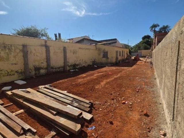 Rua 04, parte de cima, lote plano, pronto para construir, condomínio formado