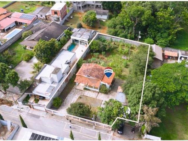 Rua 1 Jockey Club Casa em Lote de 1.261m2 Oportunidade Rara!