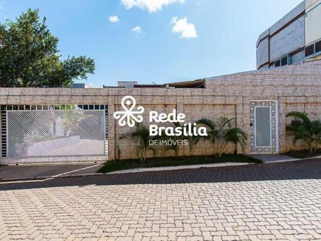Rua 1 Residencial Parque Jockey | Casa com 4 quartos suítes 4 vagas de garagem Vicente Pires