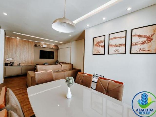 RUA 25 NORTE, MAISON VIVIANE RINALDI, NASCENTE, ANDAR ALTO, 3 QUARTOS, 1 VAGA