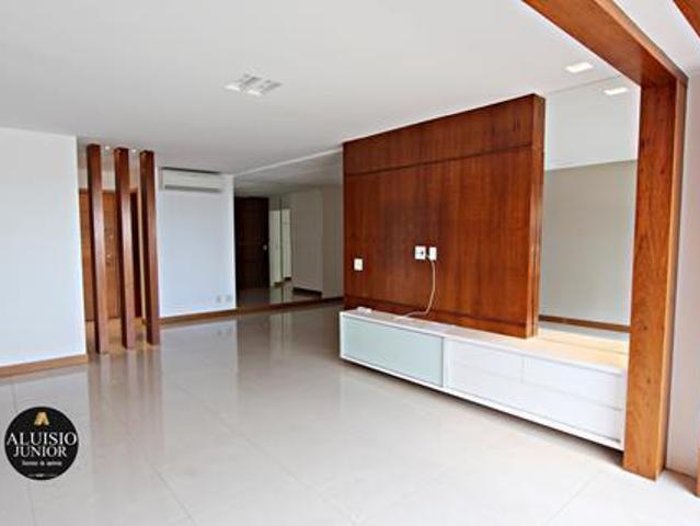 Rua 28 VIA MAJESTIC 174Mº, 6º ANDAR, 4 QTS, REFORMADO, 3 VAGAS SOLTAS