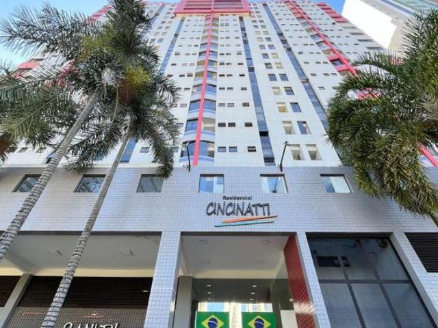 Rua 37 Norte 2 Quartos 56m Reformado e Planejado Varanda 2 Vagas Frente à Praça do Metro