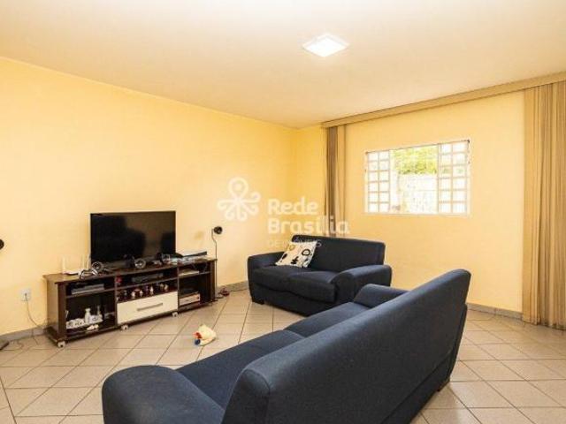 Rua 4 Condominio Floratta | Casa 3 Quartos sendo 1 Suíte com 2 Vagas de Garagem Vicente Pires