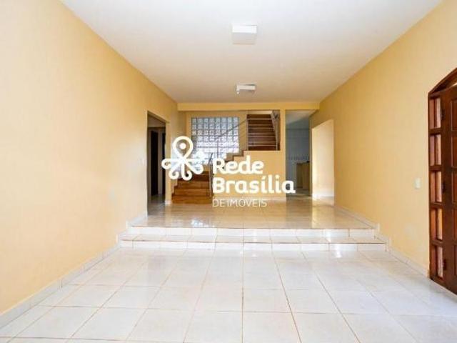 Rua 4c Chácara 2 Condomínio Belvedere | Casa 4 Quartos sendo 2 Suítes com 2 Vagas de Garagem Vice