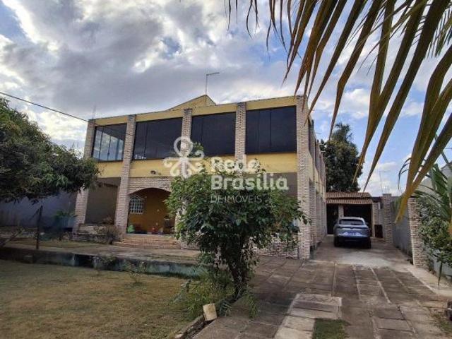 Rua 5 Casa à venda, 3 quartos sendo 1 suíte, 6 vagas de garagem, Vicente Pires