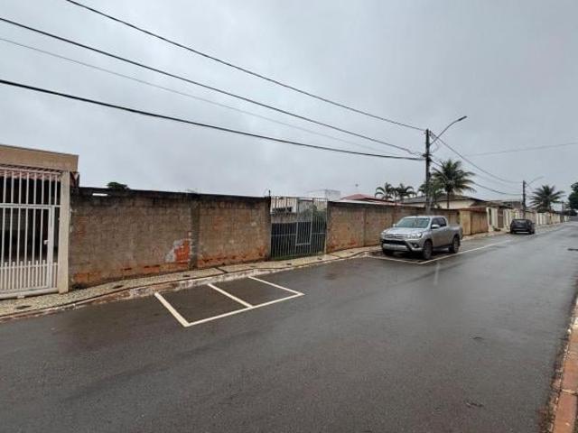 RUA 6 Vicente Pires Lote 800 m2 IPTU Ótimo condomínio