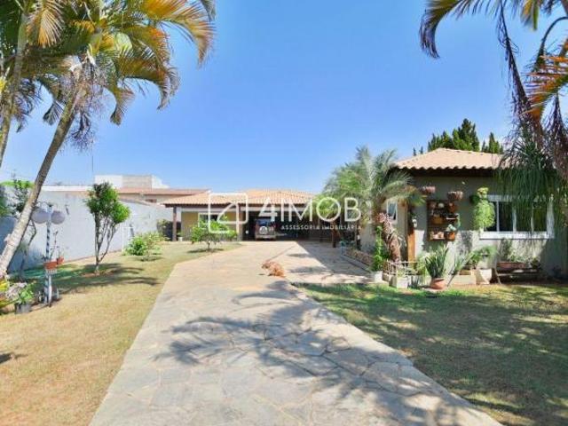 RUA 6, CASA TÉRREA, 4 QUARTOS 1 SUÍTE, CHURRASQUEIRA, MODERNA