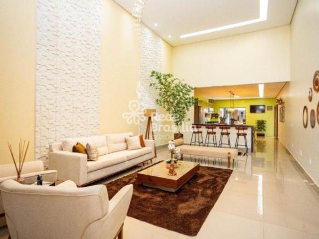 RUA 8 Camp Ville | Casa 4 Quartos sendo 4 Suítes com 2 Vagas de Garagem Coberta Aceita Permuta