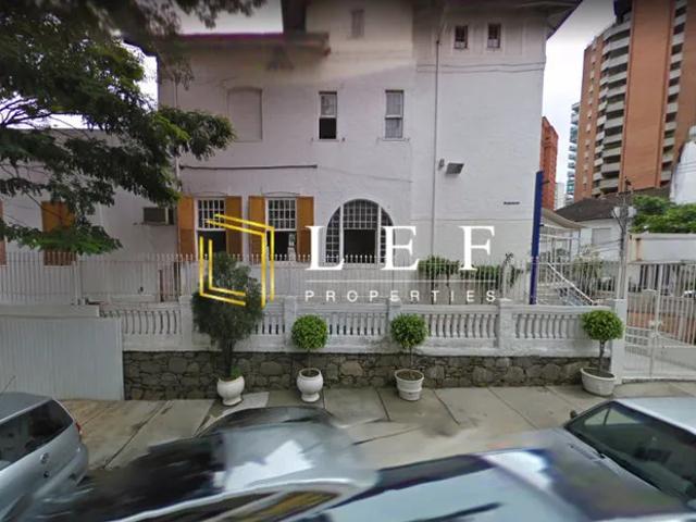 Rua Goiás de esquina em Higienópolis