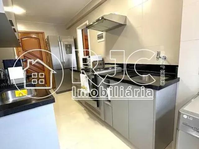 Rua Gonzaga Bastos, lindo apto quarto/sala, varanda e vaga de garagem