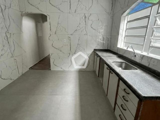 Rua Irineu Salvador Pinto, 240 Jardim Ester Yolanda