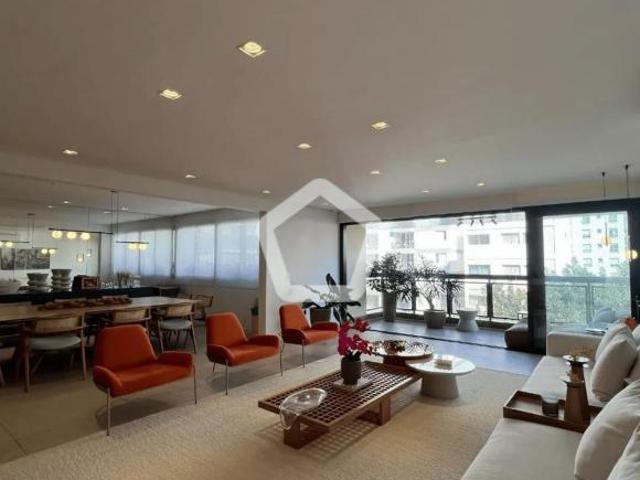 Rua Joaquim Antunes, 570 Pinheiros
