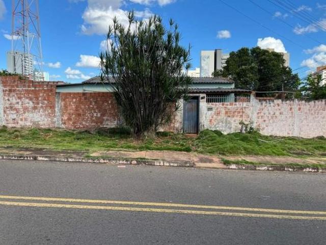 Rua Pedro Celestino esquina com a Rua Antonio de Castro Farias