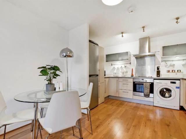Ruby House, The Vizion, Central Milton Keynes MK9, 2 bed flat to rent, £1,550 pcm | PrimeLocation
