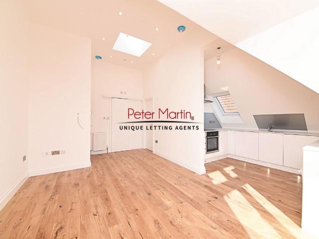 Rubicon Court, St Andrews Road, Temple Fortune NW11, 1 bed flat to rent, £1,650 pcm | PrimeLocation