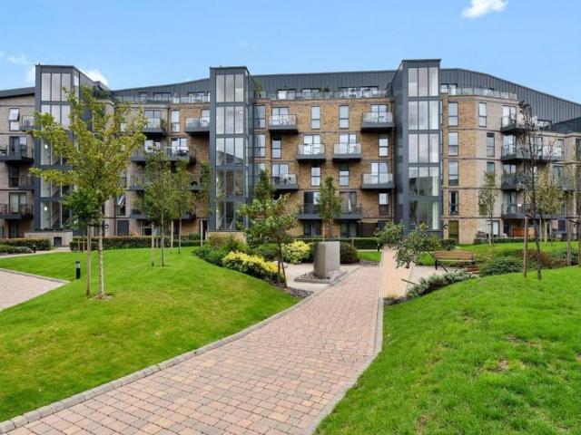 Ruckholt Road, E10 3 bed apartment to rent £2,850 pcm £658 pw