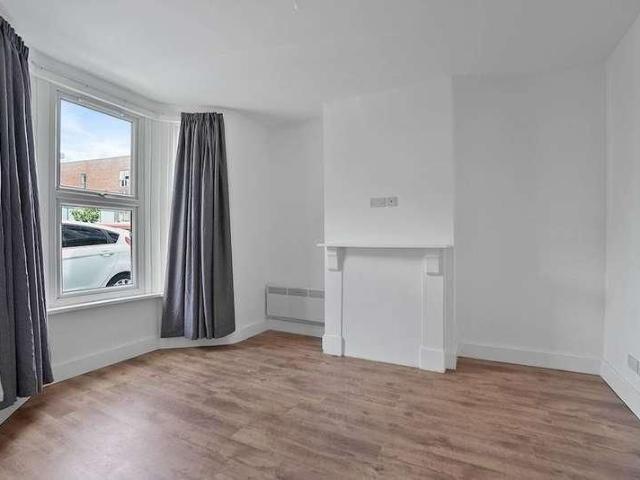 Ruckholt Road, Leyton, E10