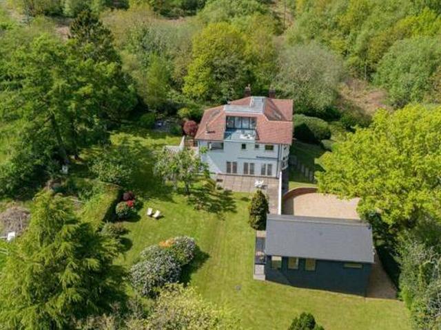 Rudry, Caerphilly, 5 Bedroom Detached