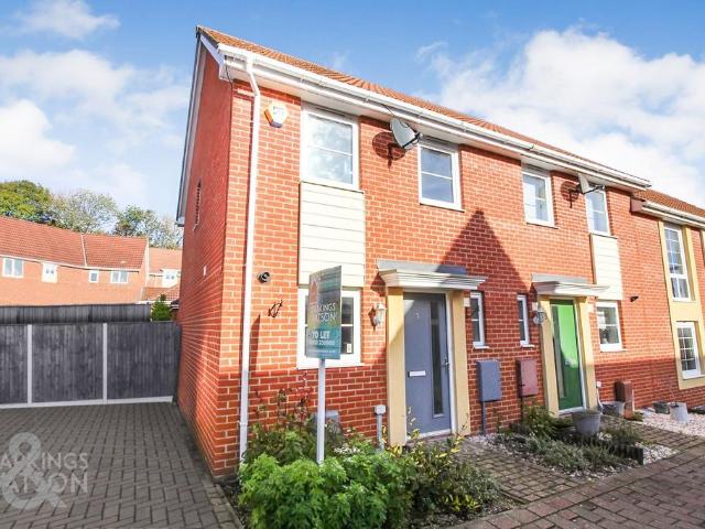Rufus Street, Queens Hill, Norwich 2 bed semi detached house to rent £1,025 pcm £237 pw