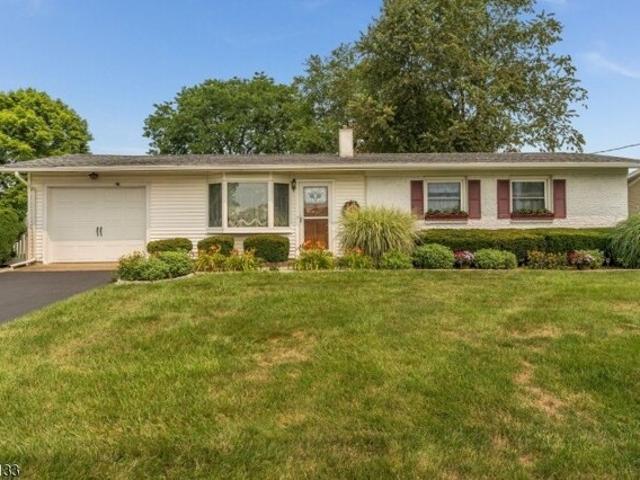 Rugby Rd, Lopatcong, Home For Sale