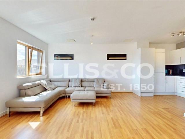 Ruislip Road East, UB6, Greenford