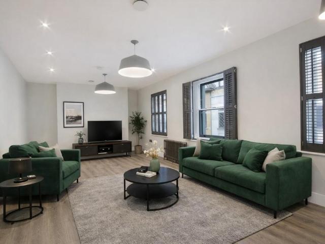 Rupert Court, London, Soho, W1D 1 bed apartment to rent £3,163 pcm £730 pw