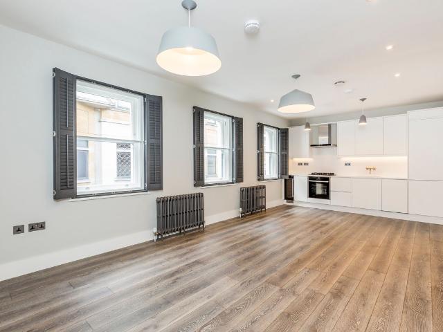 Rupert Court, Soho W1D, 1 bed flat to rent, £3,163 pcm | PrimeLocation