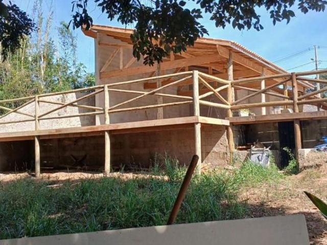 Rurais com 1400 m² à venda em Dona Catarina, dentro do cond