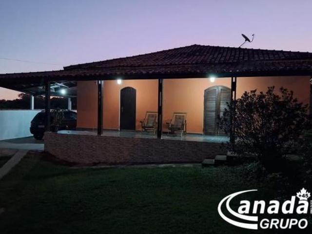 Rural à venda no Jardim Santo Antônio com 3 quartos