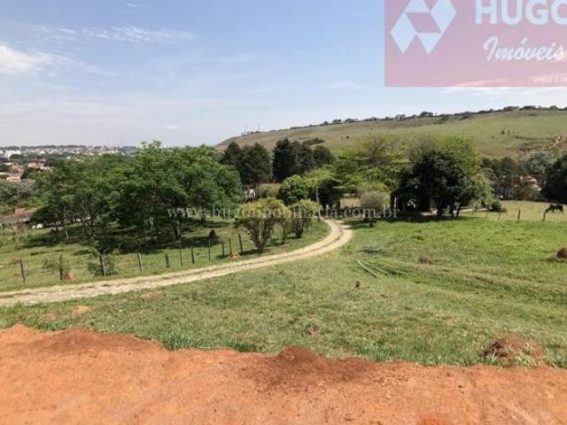 Rural à venda em São José dos Campos SP: 3 quartos, 2 salas, 2 banheiros, 4 vagas de garagem e 19.00