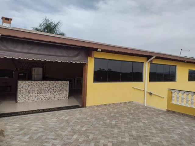 Rural para Venda em Taubaté/SP 4 Dorm. 460 m2 Área Útil