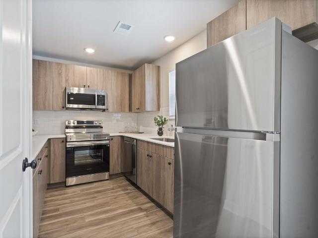Rustic Heights 2 Bedroom Apartment for Rent at 400 Se Prairie Ln, Oak Grove, MO 64075