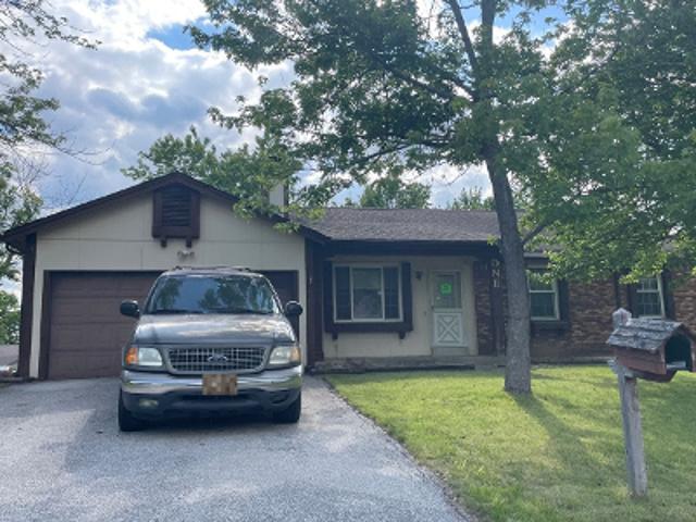 Rustic Meadow Ct