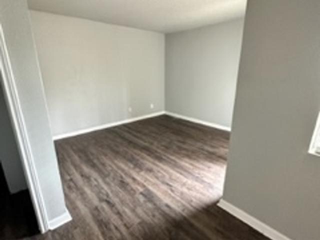 Rustic Ridge 1 Bedroom Apartment for Rent at 3005 W Walnut Hill Ln, Irving, TX 75038