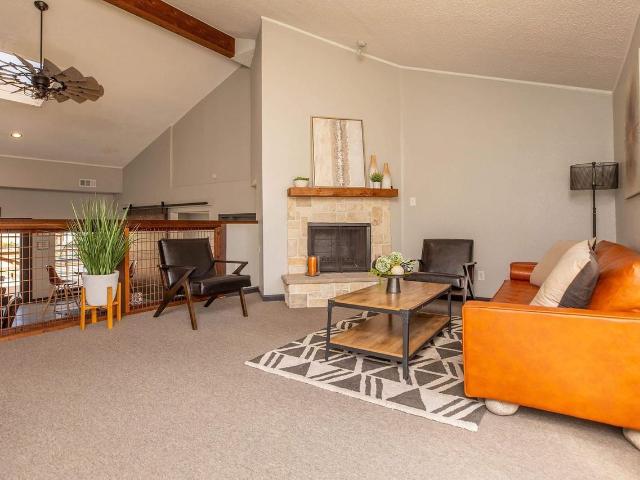 Rustic Ridge 2 Bedroom Apartment for Rent at 3005 W Walnut Hill Ln, Irving, TX 75038