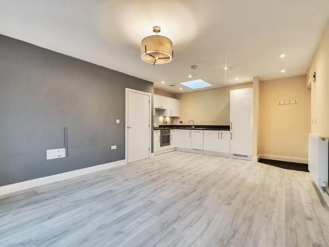 Ruston Close, Reading, RG2 0DA