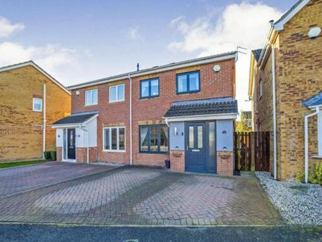 Ruston Drive, Barnsley, 3 Bedroom Semi detached