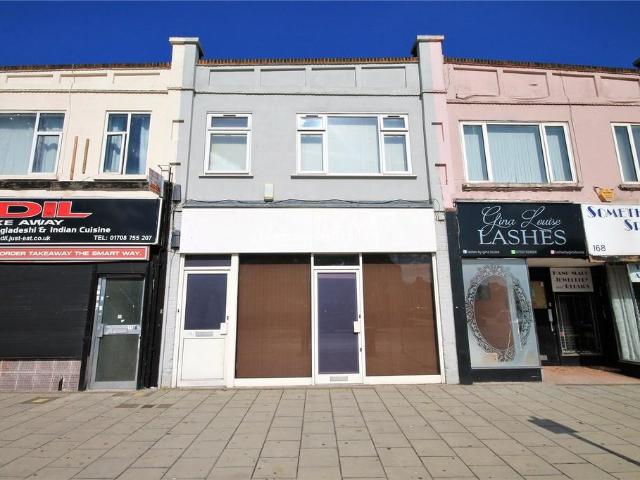 Rush Green Road, Romford RM7 House to rent £1,542 pcm £356 pw