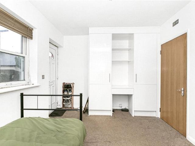 Rusham Road, Egham, Surrey, TW20 9LS