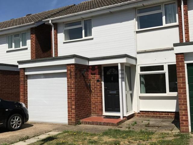 Rushden Drive, Reading RG2, Room to rent, £455 pcm | PrimeLocation
