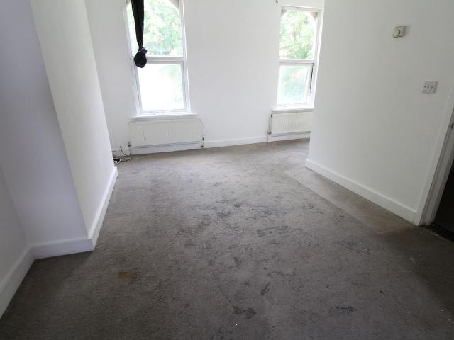 Rushey Green, Catford SE6, 2 bed flat to rent, £1,625 pcm | PrimeLocation