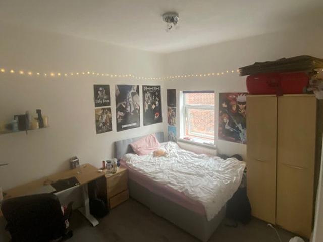 Rusholme 6 bed student house 4 rooms available