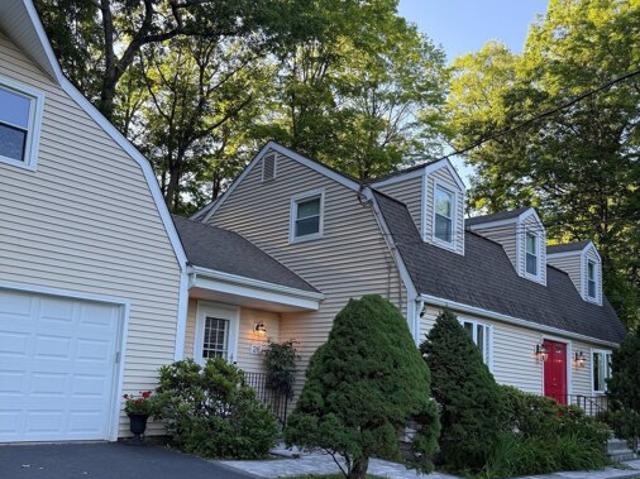 Rushleigh Rd, West Hartford, Home For Sale