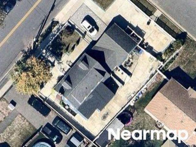 Rushmore Ave