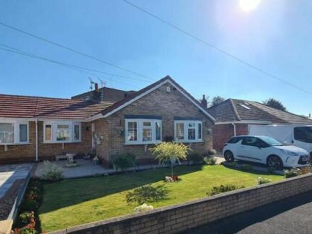 Rushmore Grove, Paddington, 2 Bedroom Semi detached