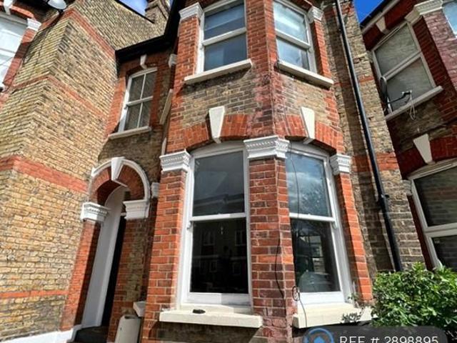 Rushmore Road, London, E5 3 bed terraced house to rent £3,650 pcm £842 pw